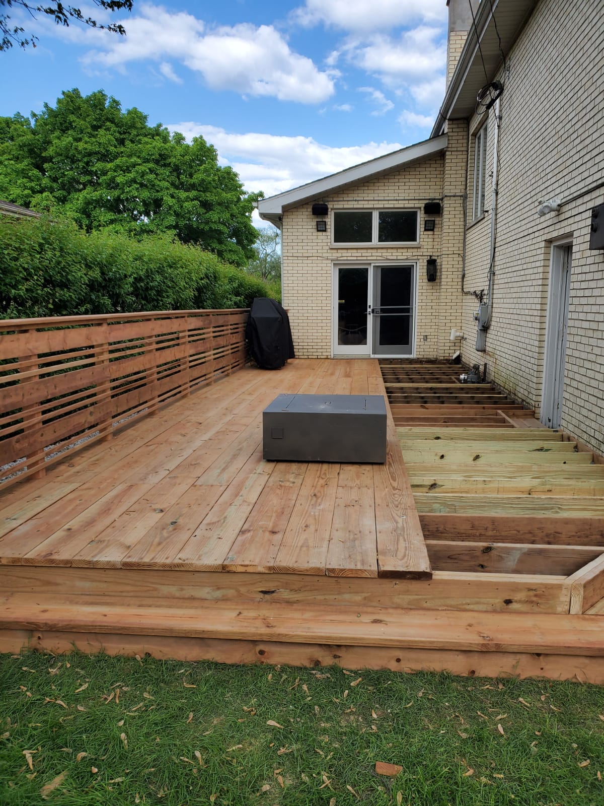 5 Tips for Choosing the Right Decking Materials